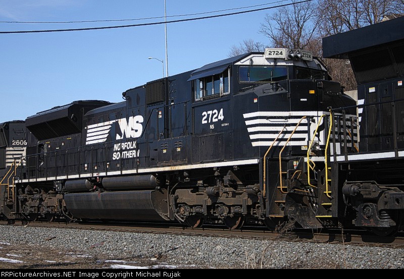 NS 2724